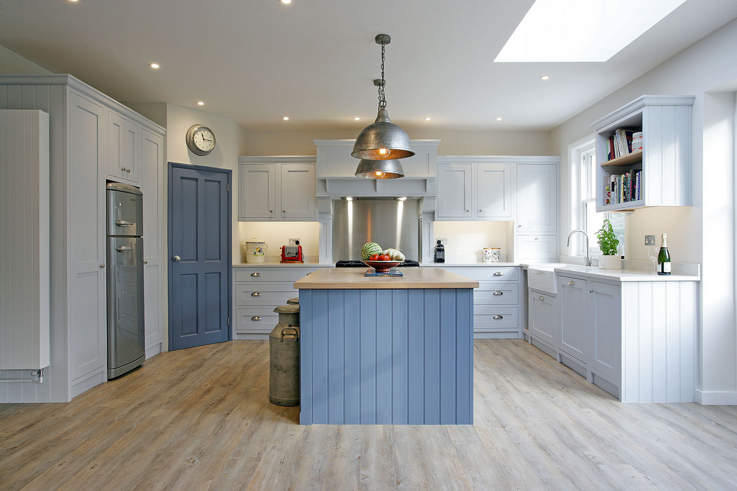 RIVERSIDE KITCHEN | Shere Kitchens - beautiful kitchens handmade in ...