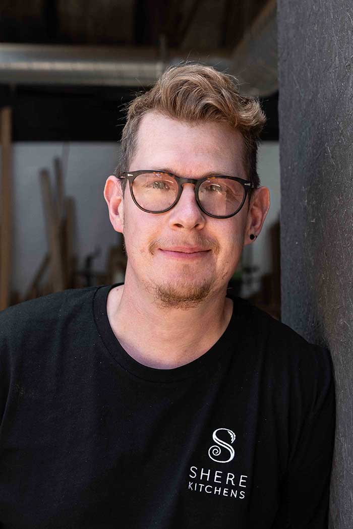 About Shere Kitchens - beautiful kitchens handmade in Shere Guildford ...